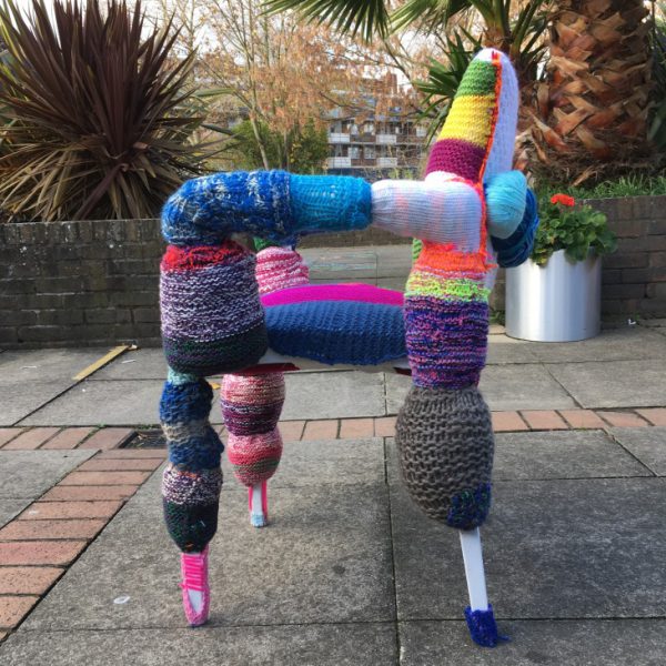 What makes a comfy chair? - Entelechy Arts